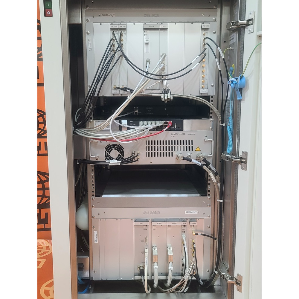 Bruker Avance Neo 400 NMR Spectrometer | Ascend 400 + Autosampler